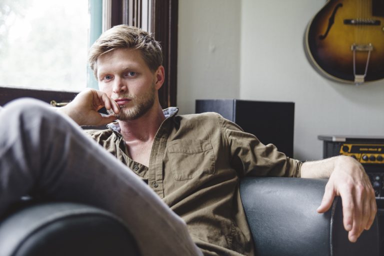 WATCH: Tim Moxam, 'Heavy Fog' - The Bluegrass Situation