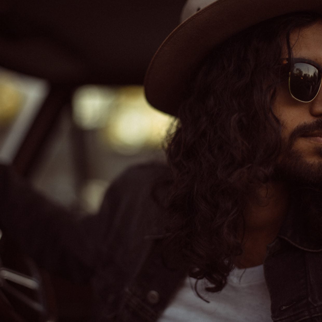 LISTEN: Josh Farrow, ‘Tijuana Gal’ – The Bluegrass Situation