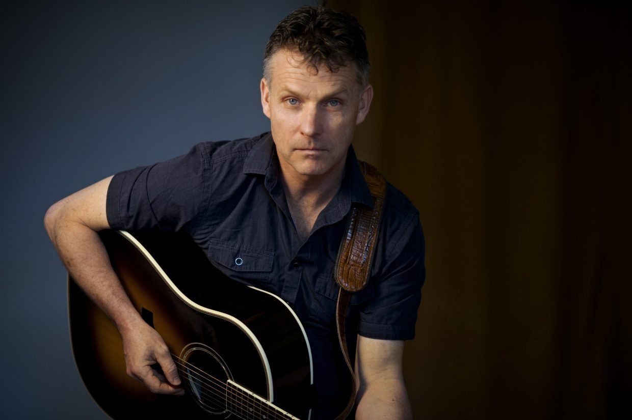 WATCH: Bob Bradshaw, "Every Little Thing" - The Bluegrass Situation
