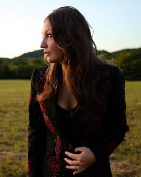 The Color of Thunder: A Conversation with Amanda Shires | The Bluegrass ...