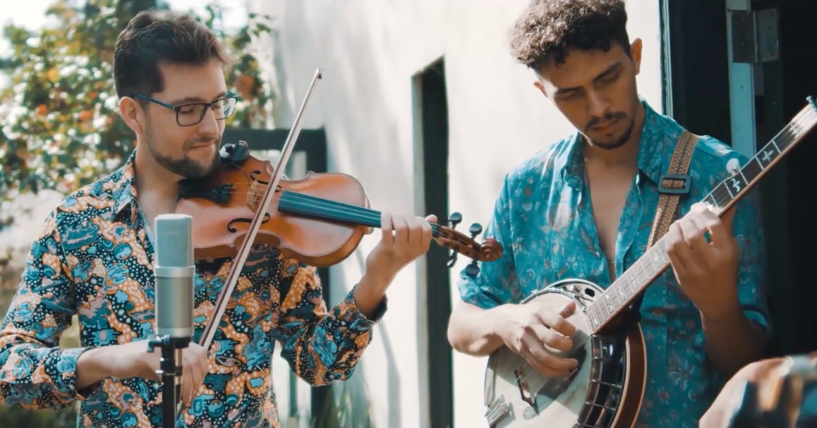 Sitch Sessions: Che Apalache, "Red Rocking Chair" - The Bluegrass Situation