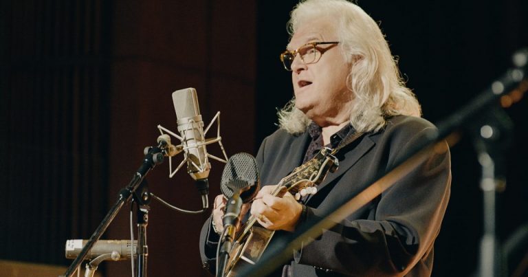 Ricky Skaggs Reunites With Bill Monroe’s Mandolin for 'BIG NIGHT' Event ...