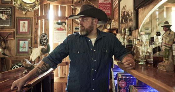 BGS 5+5: Isaac Hoskins - The Bluegrass Situation