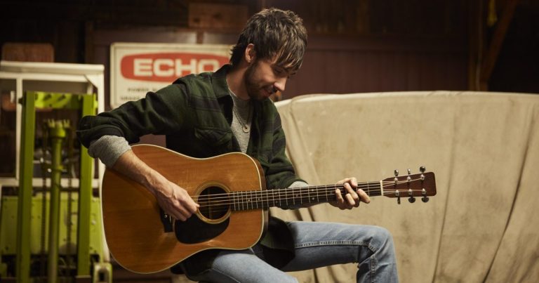 WATCH: Mo Pitney, "Old Home Place" - The Bluegrass Situation