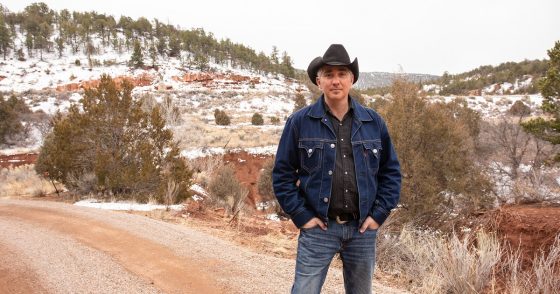 WATCH: Matt Hillyer, "Holding Fast" - The Bluegrass Situation