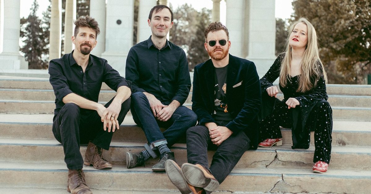 WATCH: Bonnie & Taylor Sims, "Texas Again" - The Bluegrass Situation