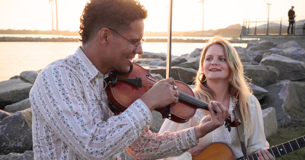 Rootsy Summer Sessions: Violet Bell - The Bluegrass Situation